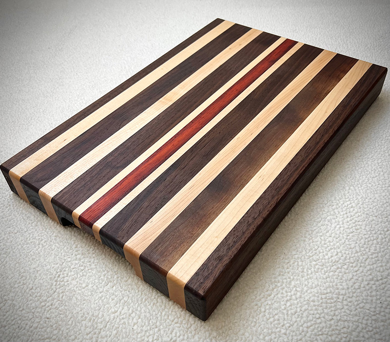 Edge Grain Cutting Board - Cilantro - Masterpiece Authentic Wood Craft